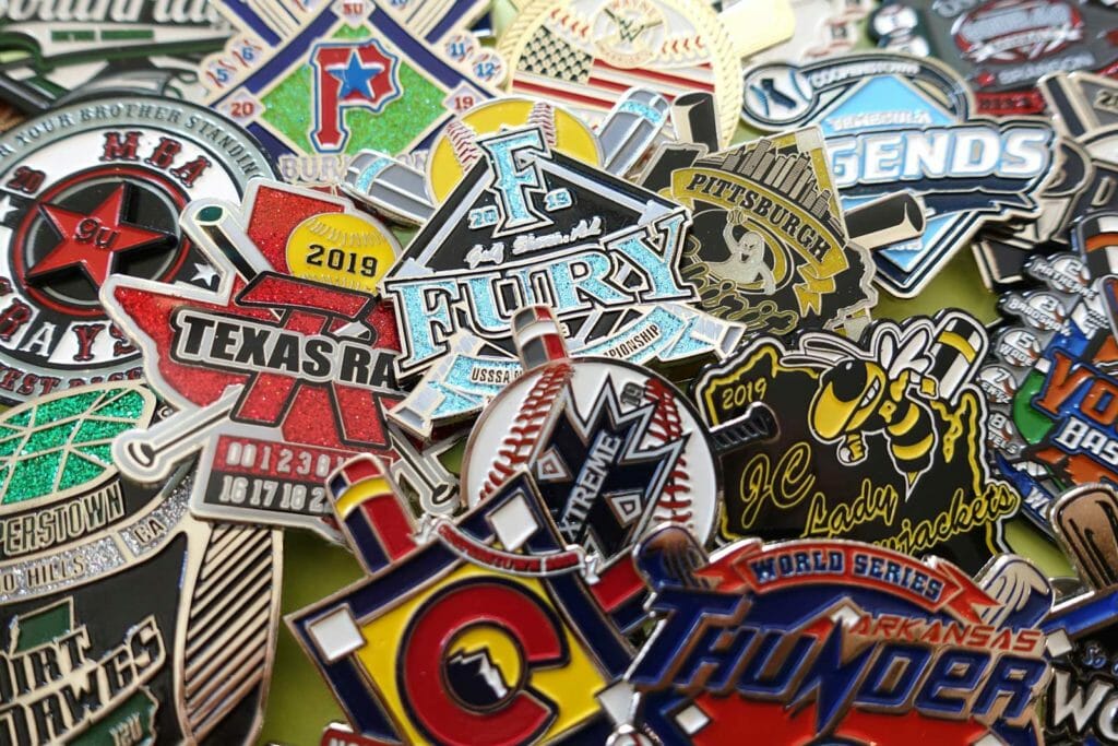 Make Custom Trading Pins - Custom Comet